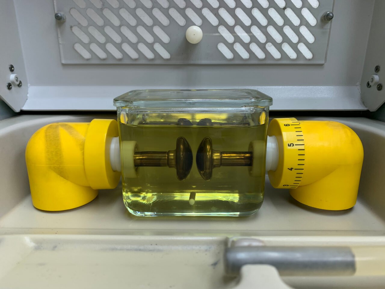 Insulating /Transformer Oil Testing - GeoChem Arabia